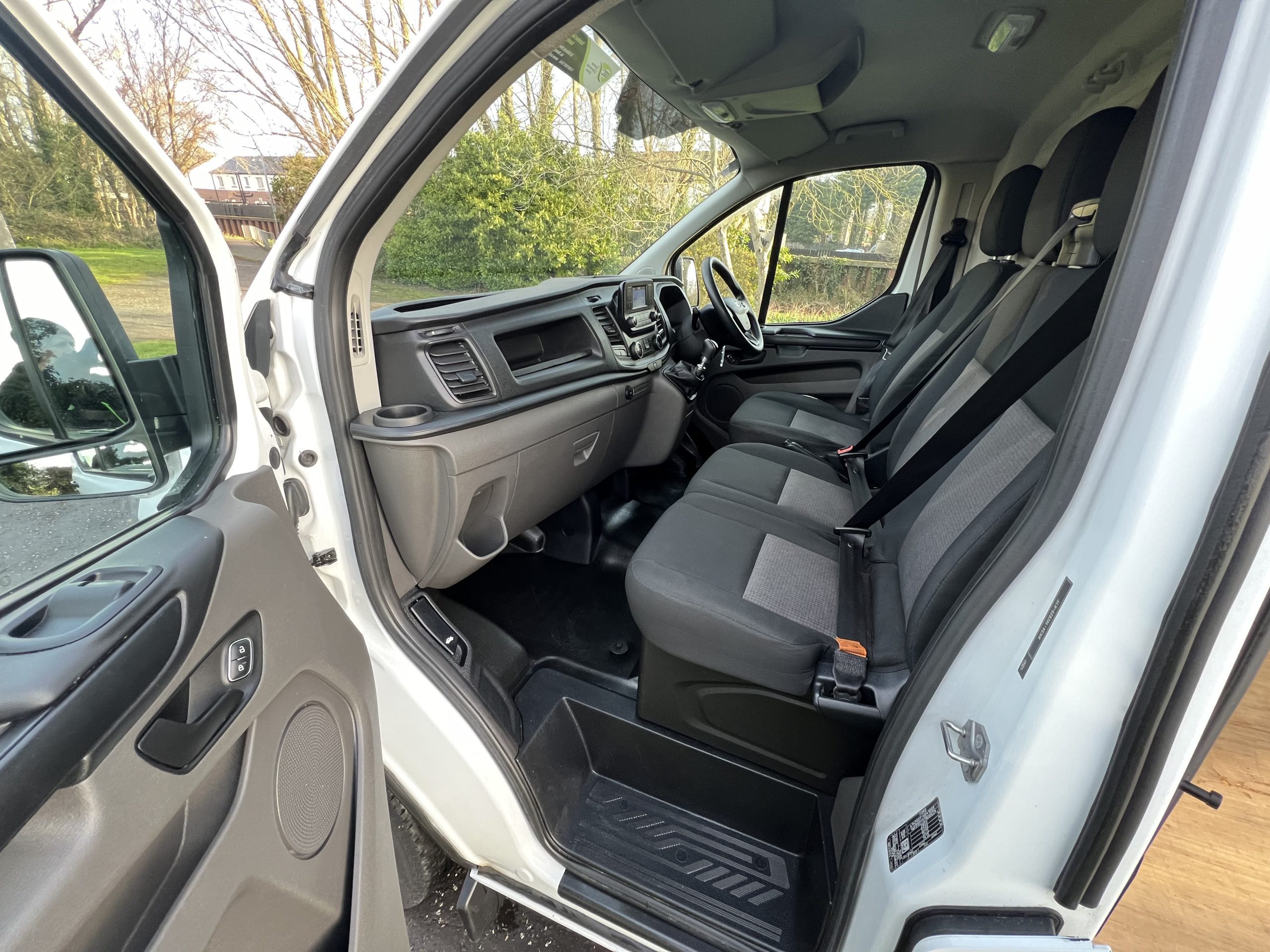 SWB Range – Ford Transit Custom SWB – Home – Comber Commercial Centre